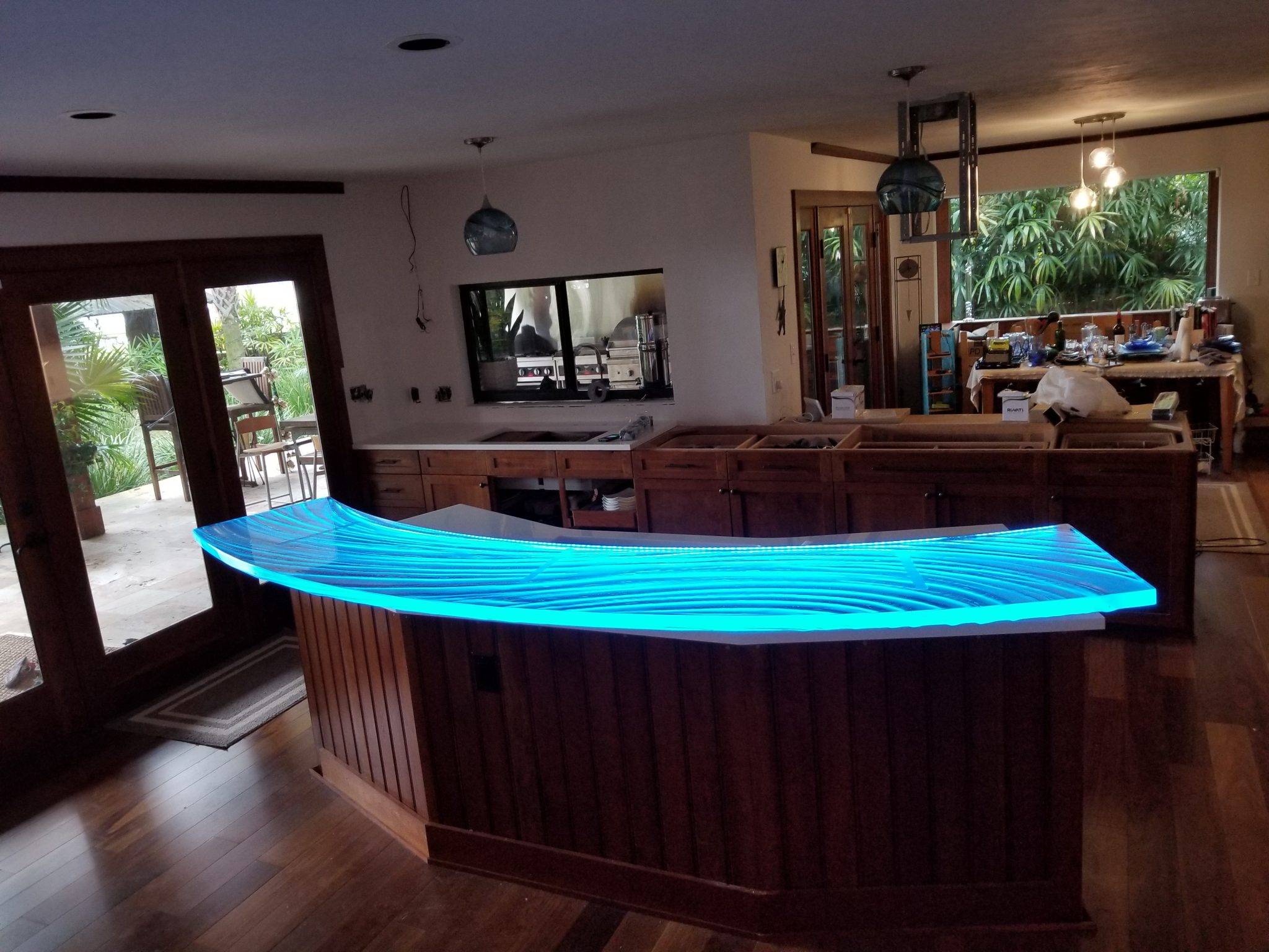 Glass Bar Top Design Guide. Smart Ideas for Home, Restaurant